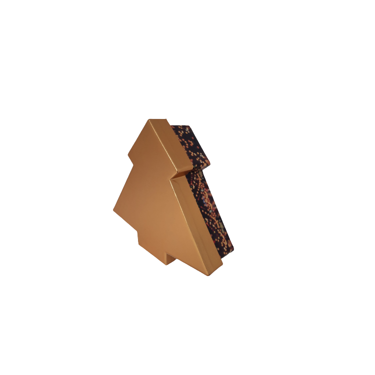 BOITE EN CARTON FORME SAPIN